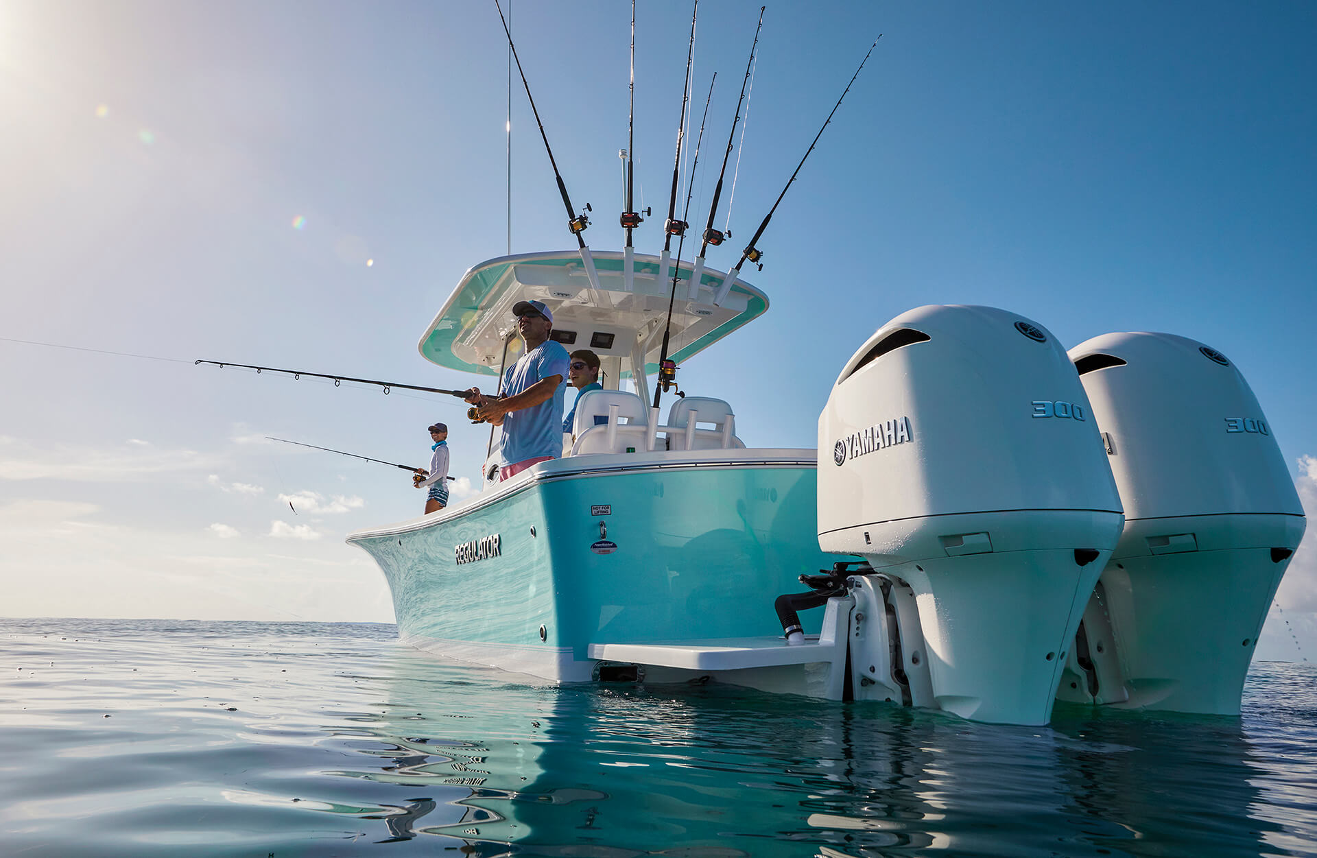 Regulator 28 Center Console Boat | Regulator Marine