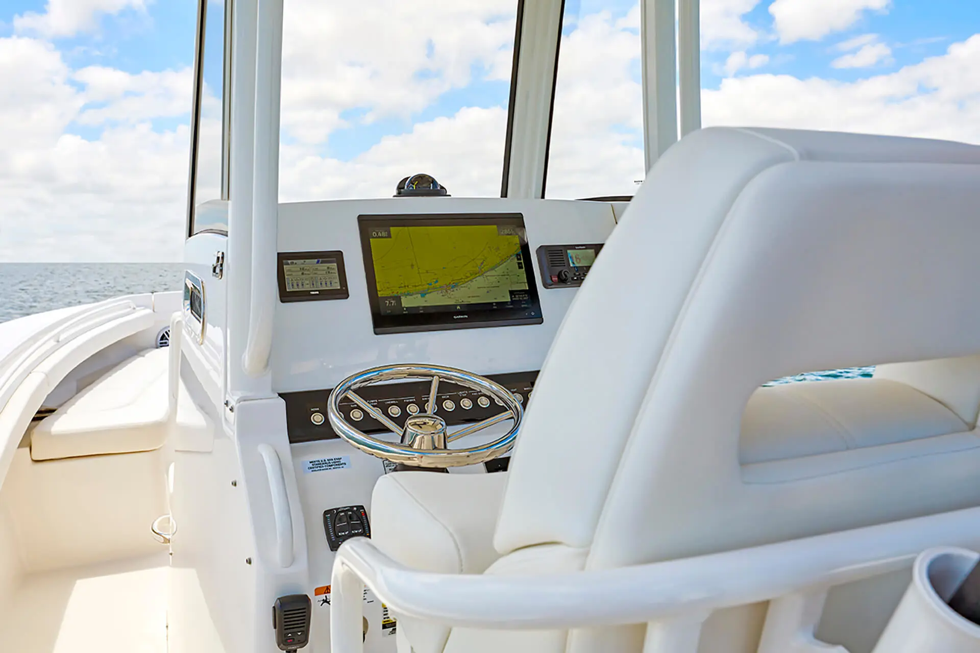 23 Ft Fishing Boat | Regulator Marine
