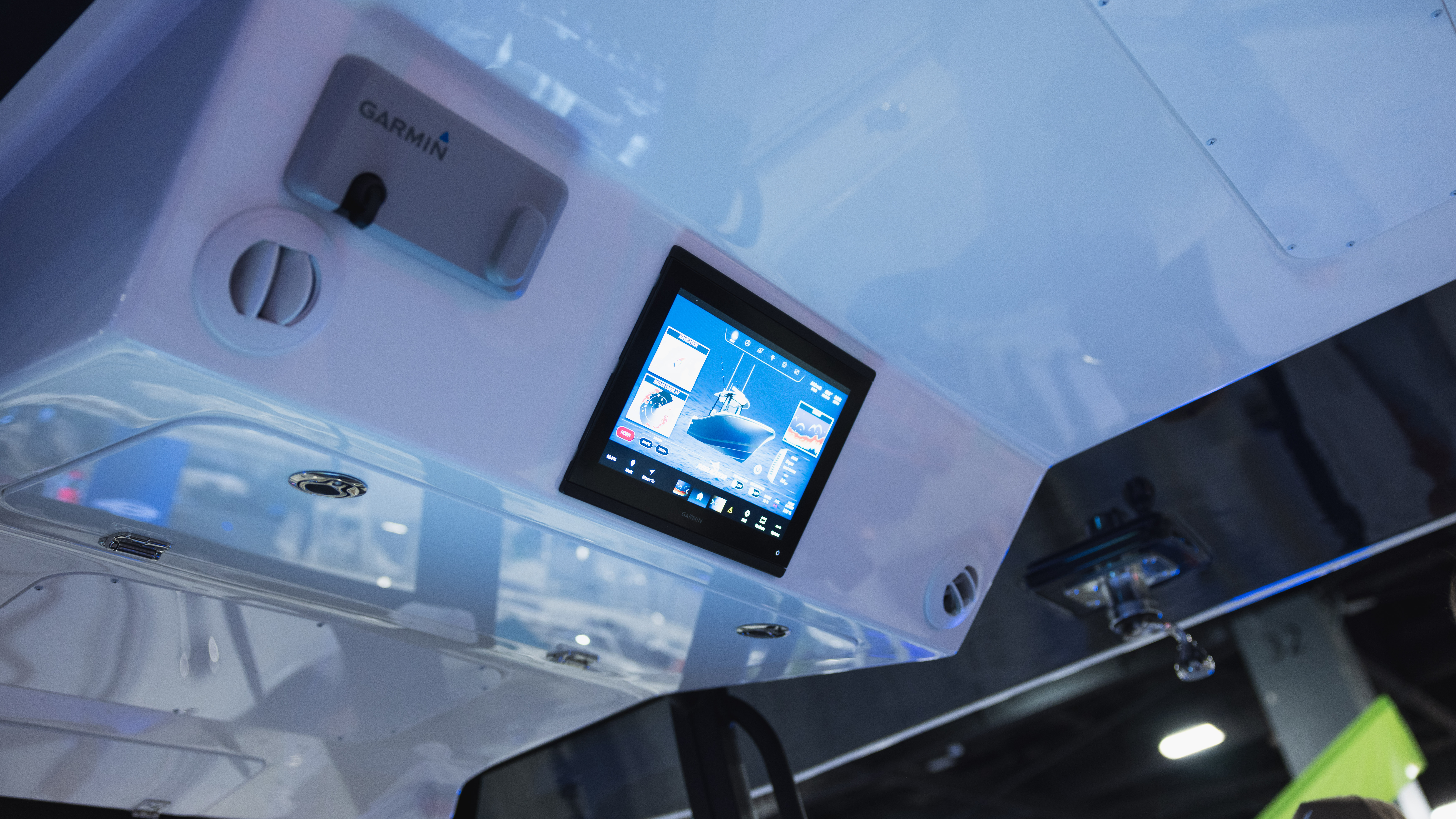 Regulator 35: Game-Changing Offshore Center Console Boat