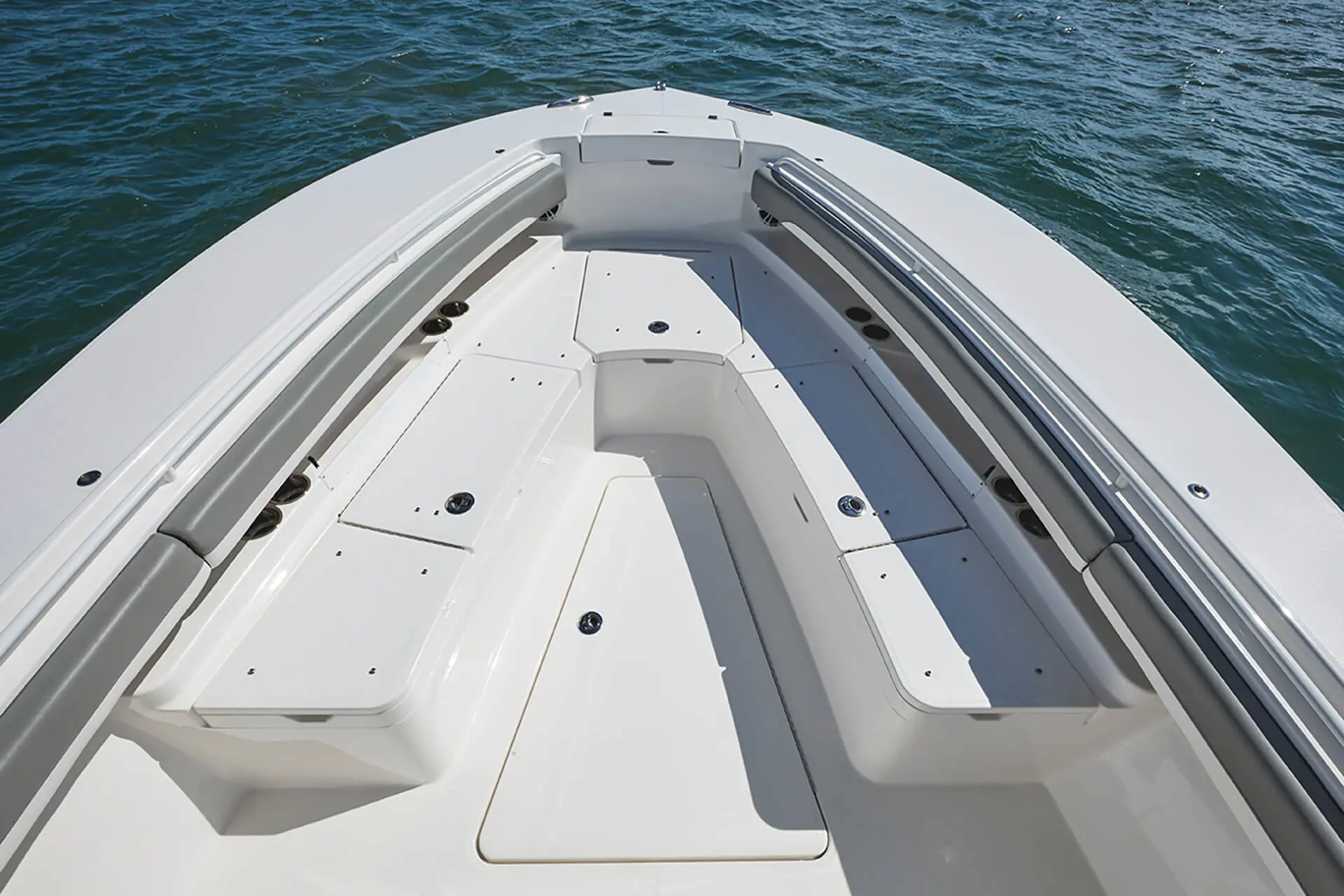 Regulator 28 Center Console Boat | Regulator Marine