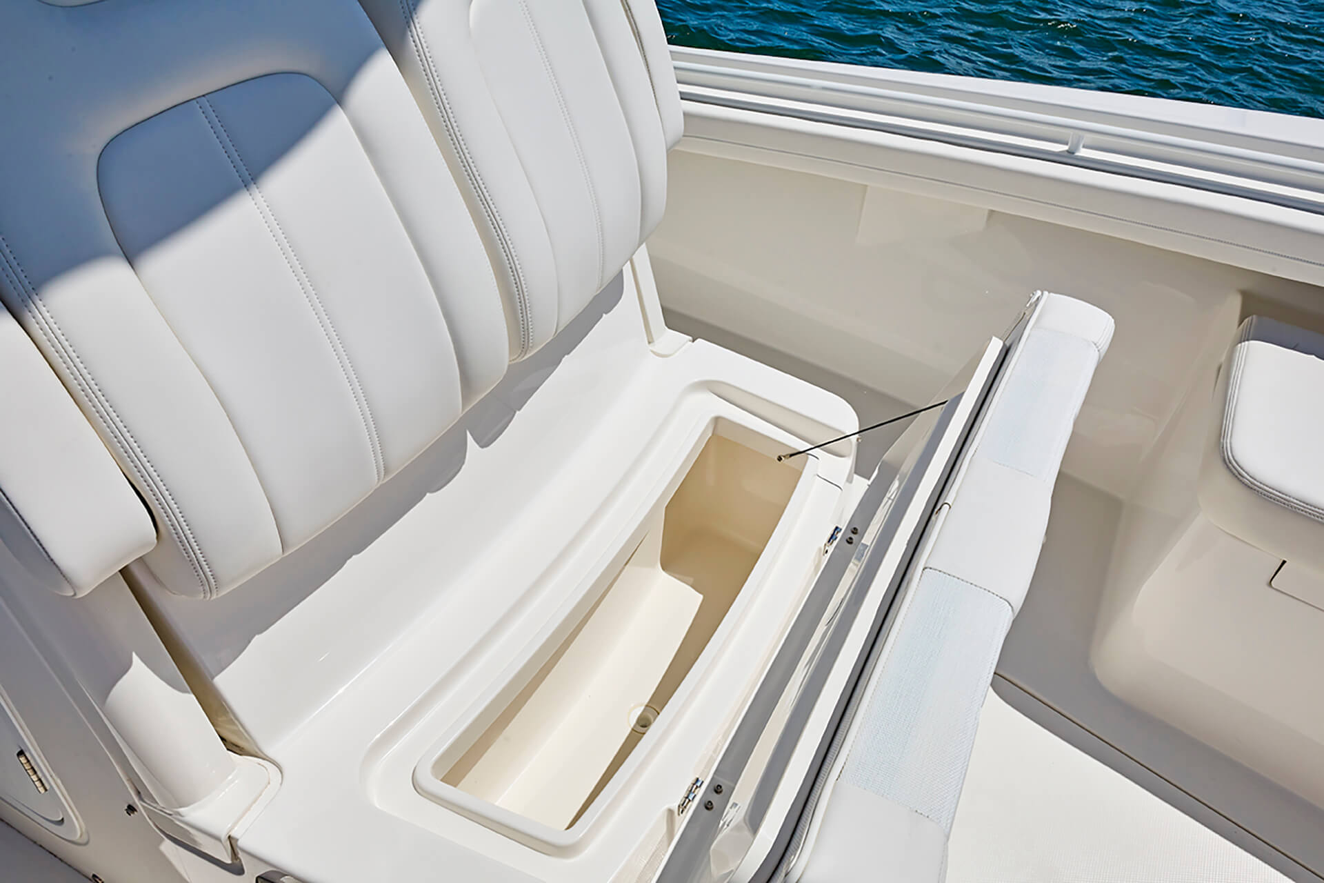 Regulator 23 | 23 Foot Offshore Center Console Boat For Sale