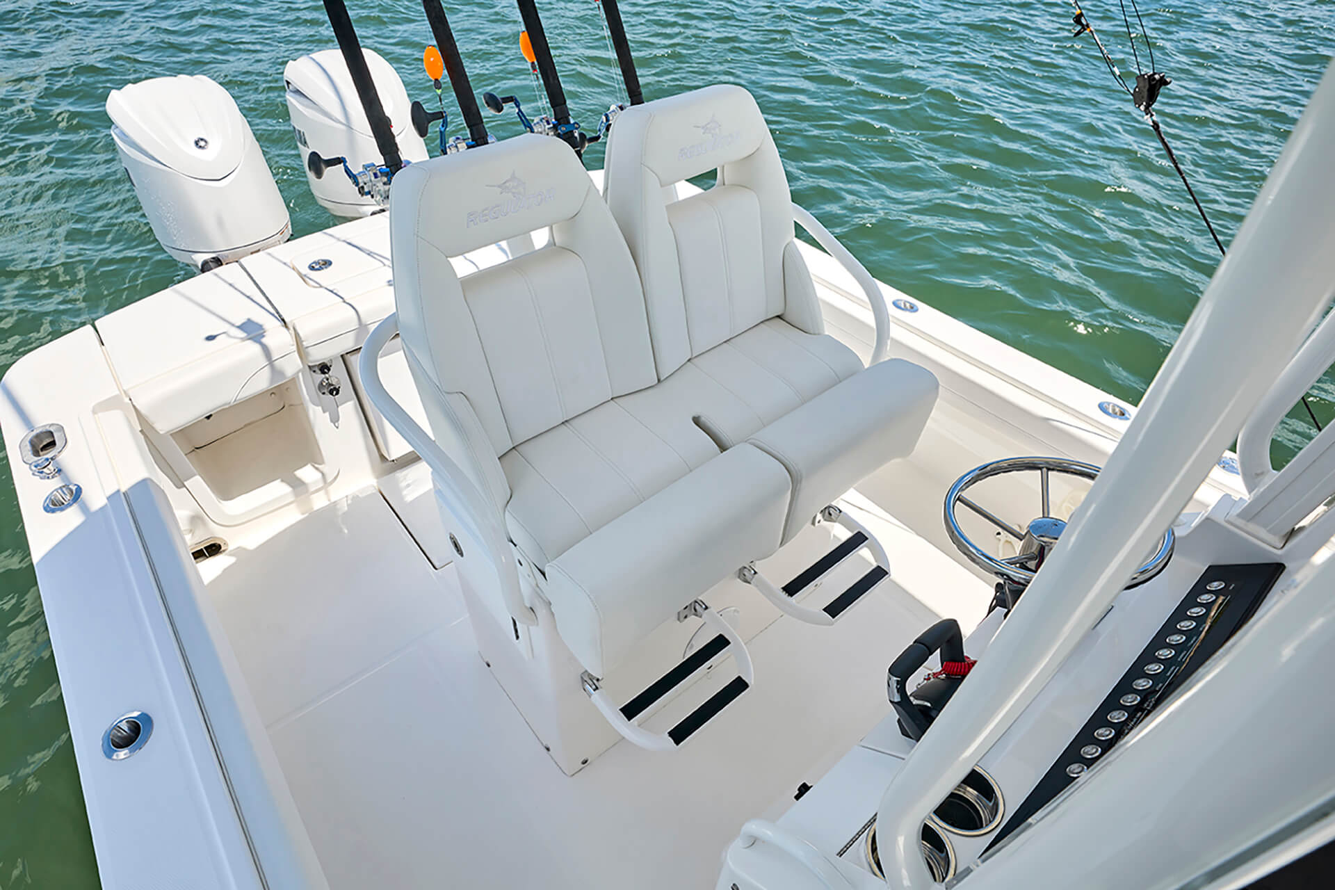 23 Ft Fishing Boat | Regulator Marine
