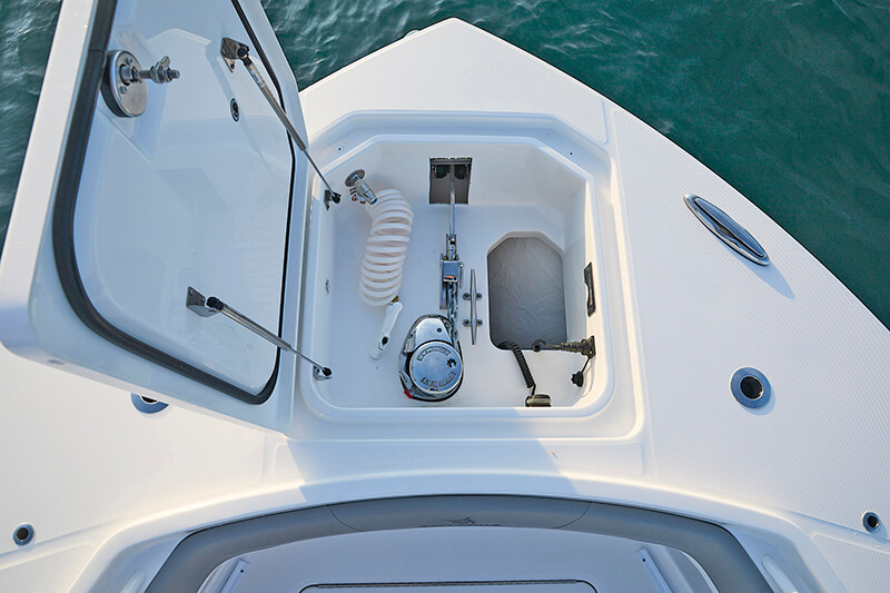 Regulator 37 | Premium 37-Foot Offshore Center Console Yacht