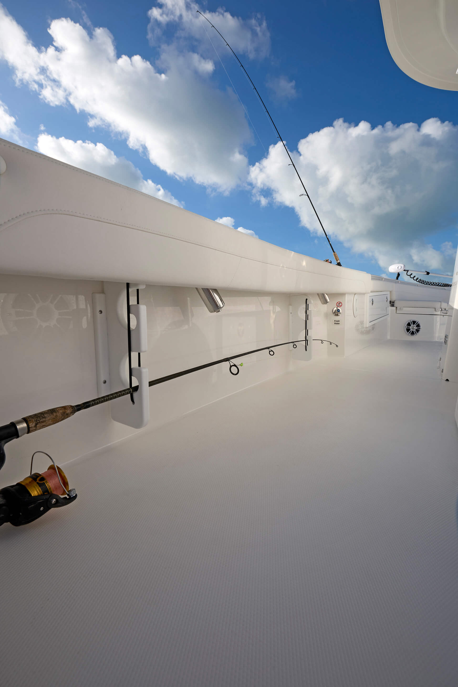 Regulator 30XO: Elite Offshore Fishing | Regulator Marine