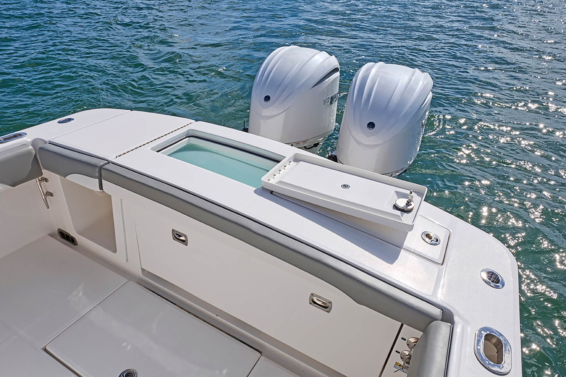Regulator 28 Center Console Boat | Regulator Marine