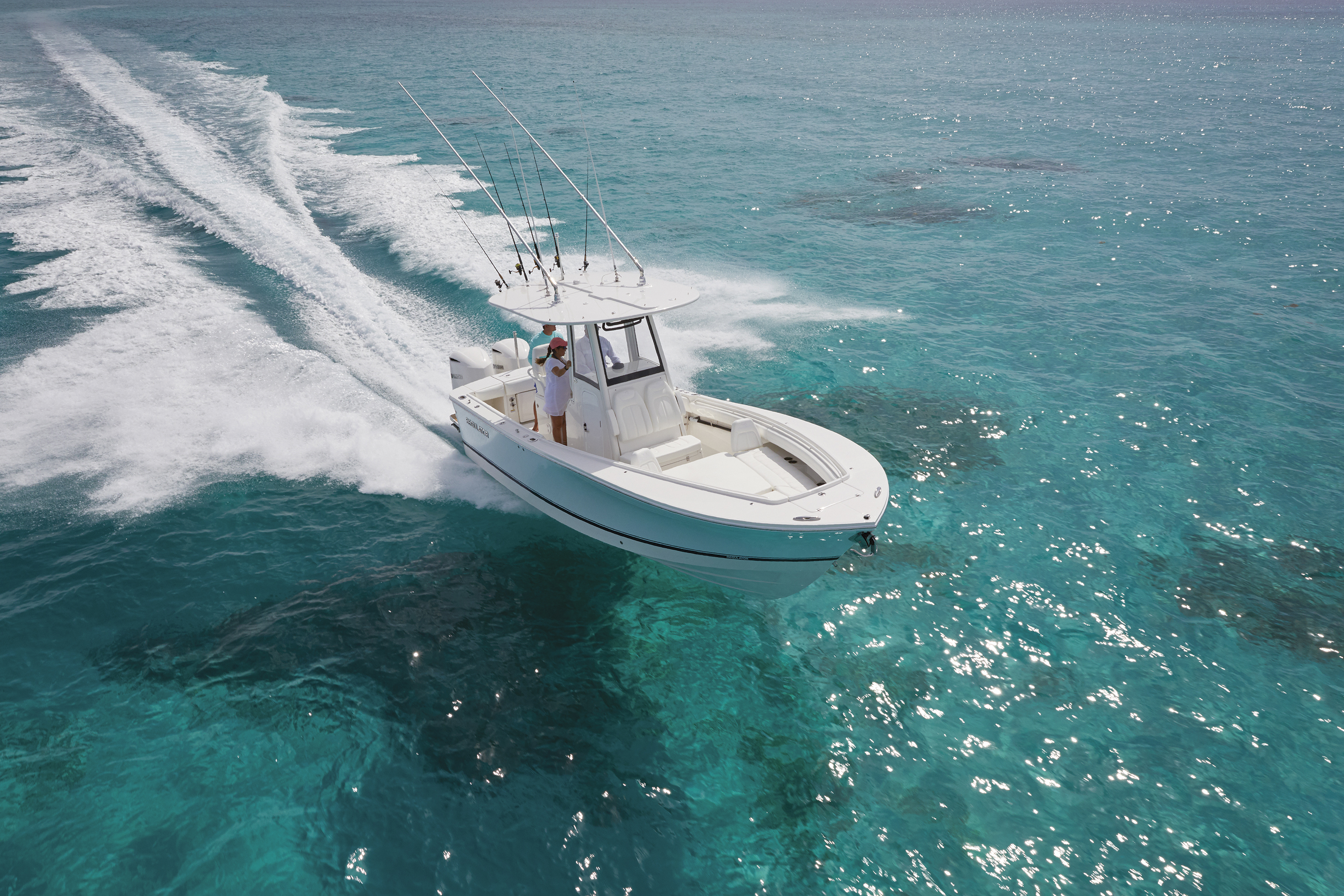 Regulator 25 Center Console Boat | Regulator Marine