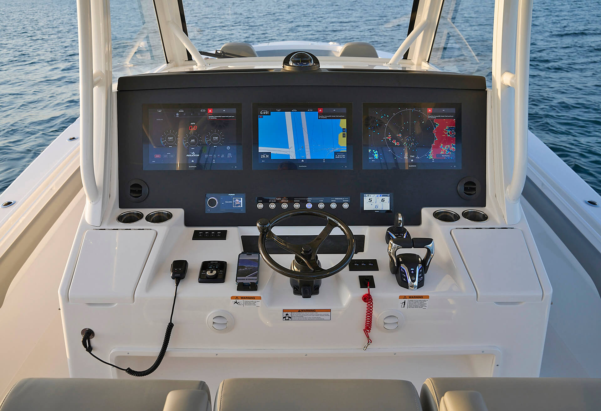 Regulator 37: Premium Offshore Experience | Regulator Marine
