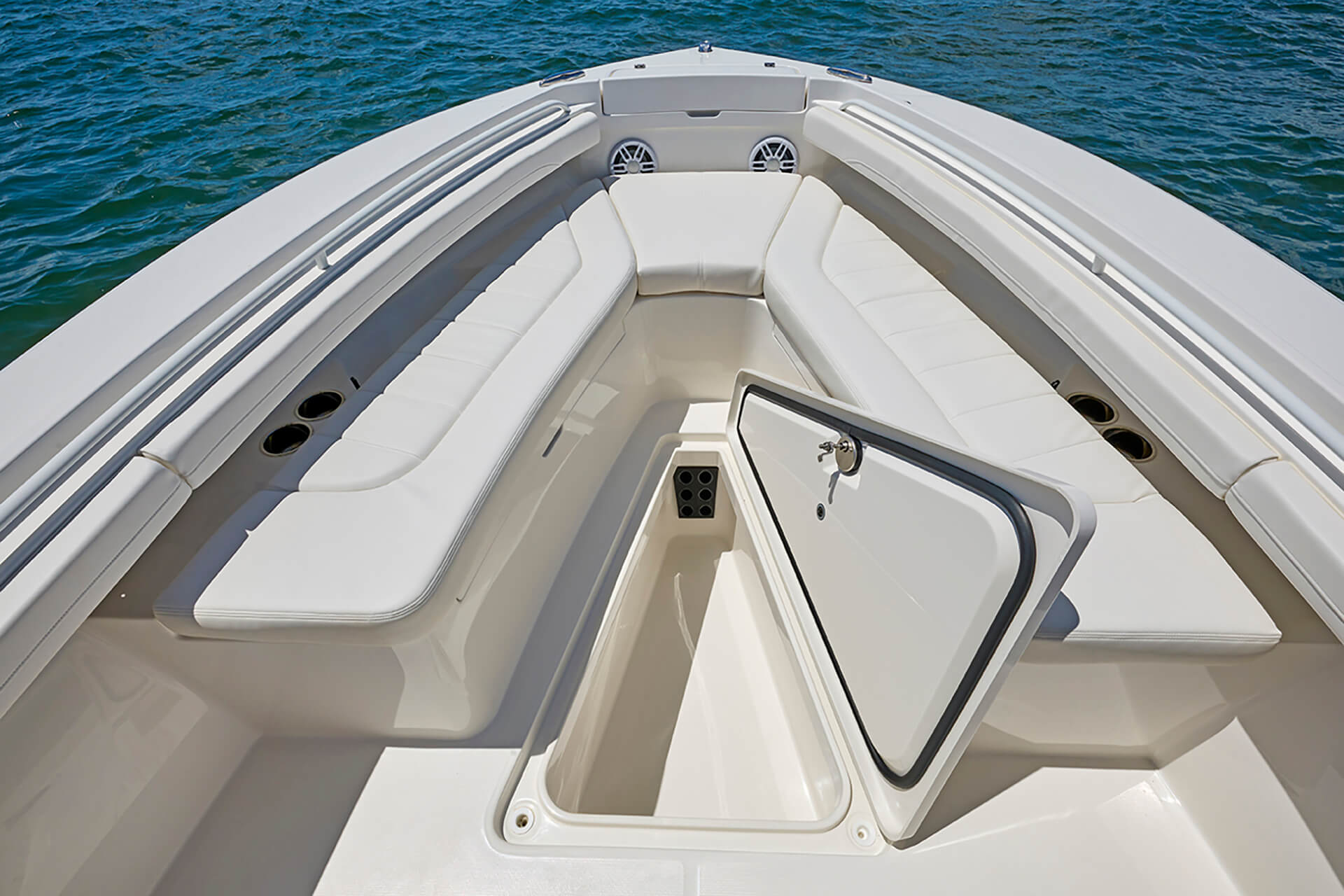 23 Ft Fishing Boat | Regulator Marine