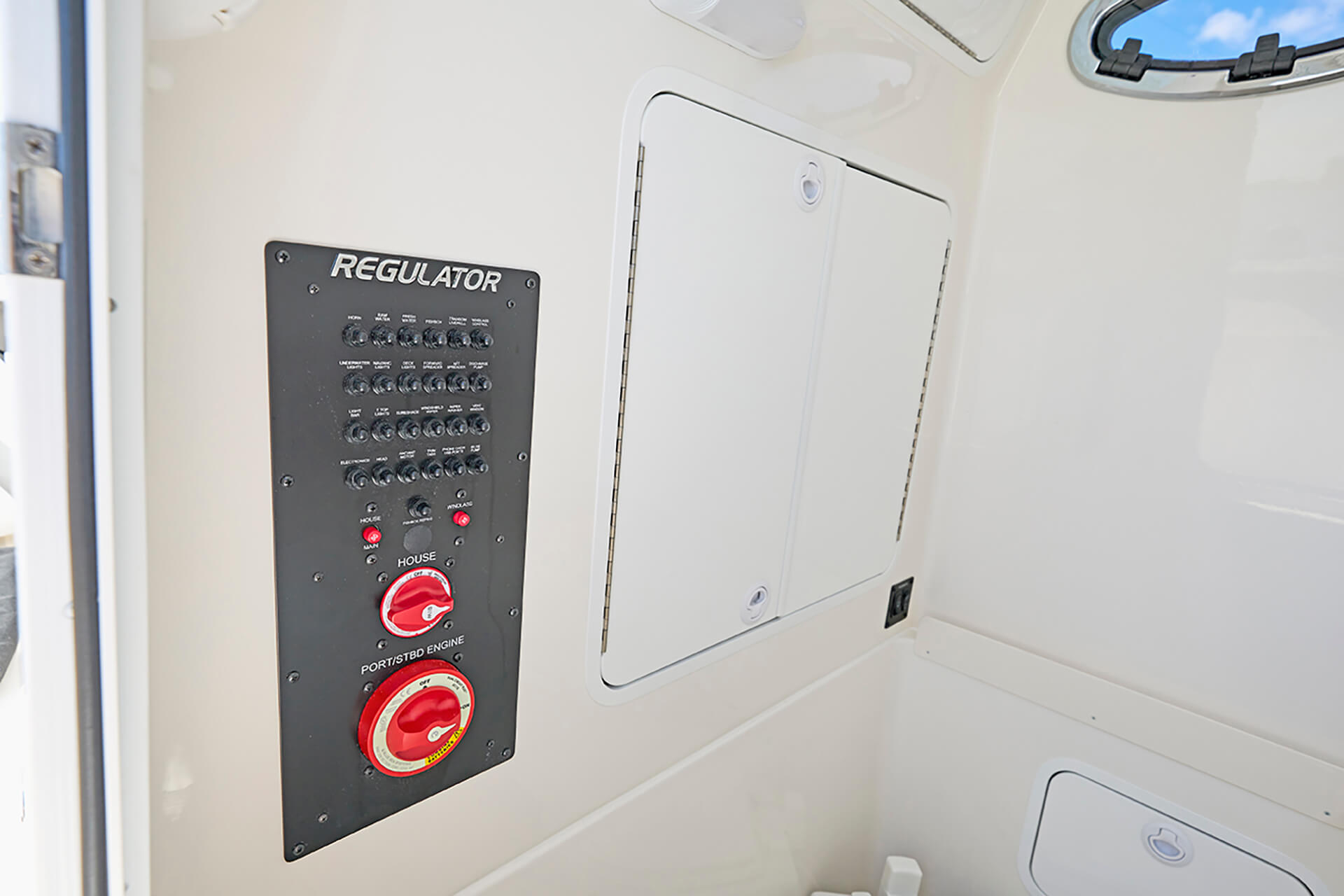 Regulator 28 Center Console Boat | Regulator Marine