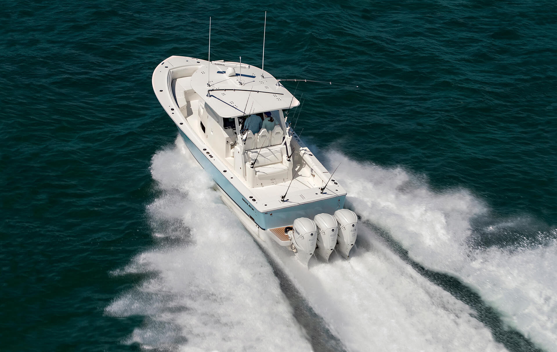 Regulator 37: Premium Offshore Experience | Regulator Marine