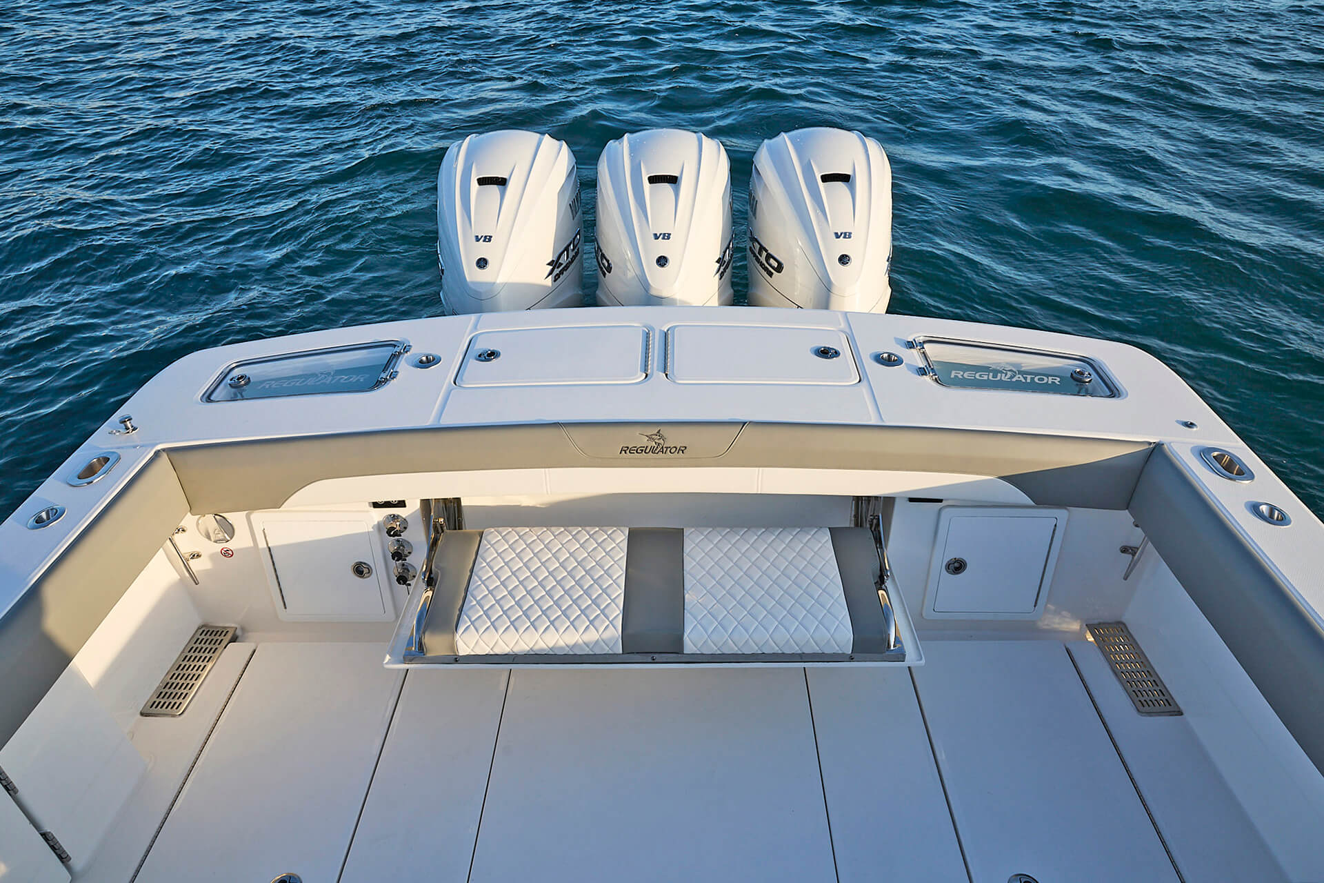 Regulator 37: Premium Offshore Experience | Regulator Marine