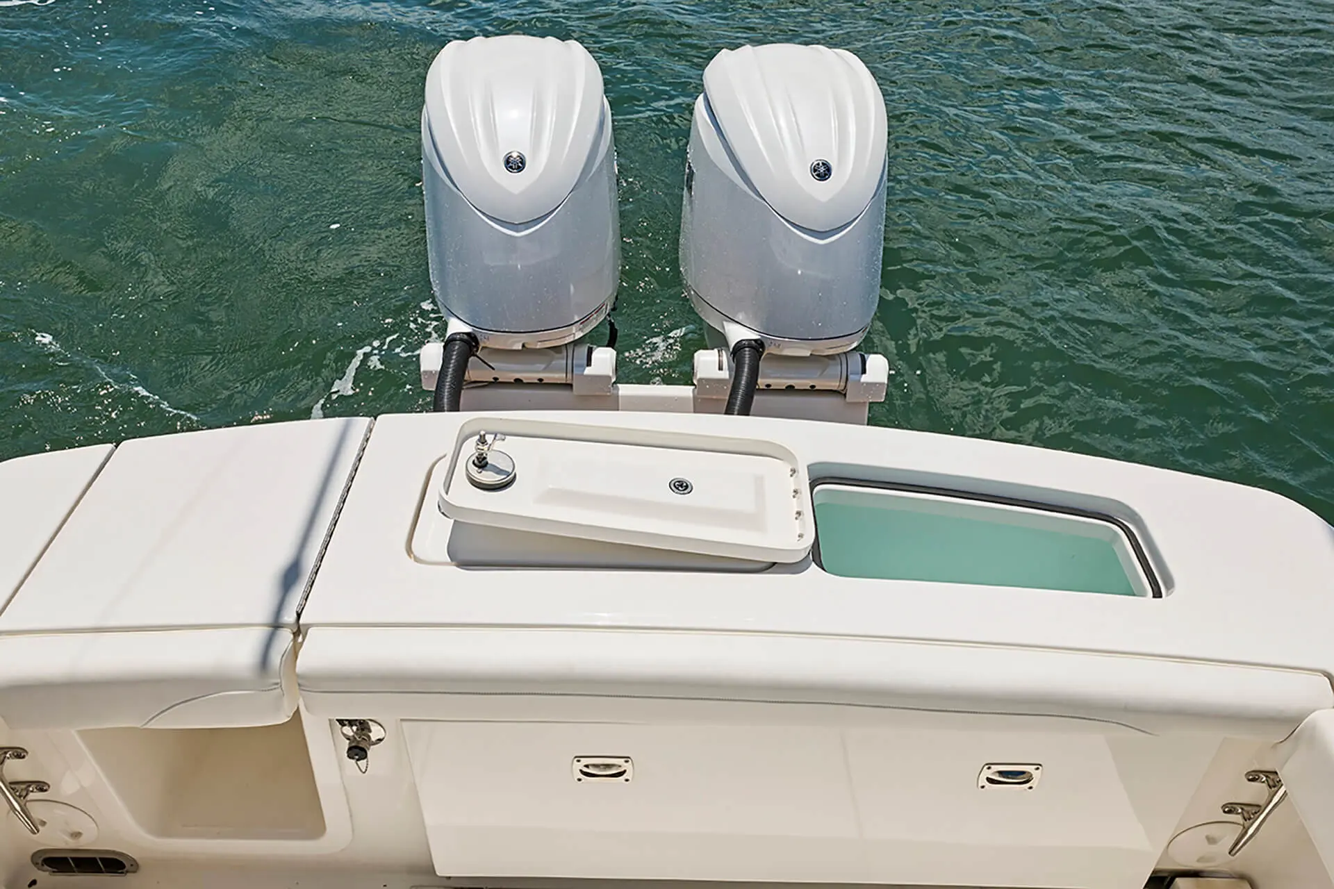 23 Ft Fishing Boat | Regulator Marine