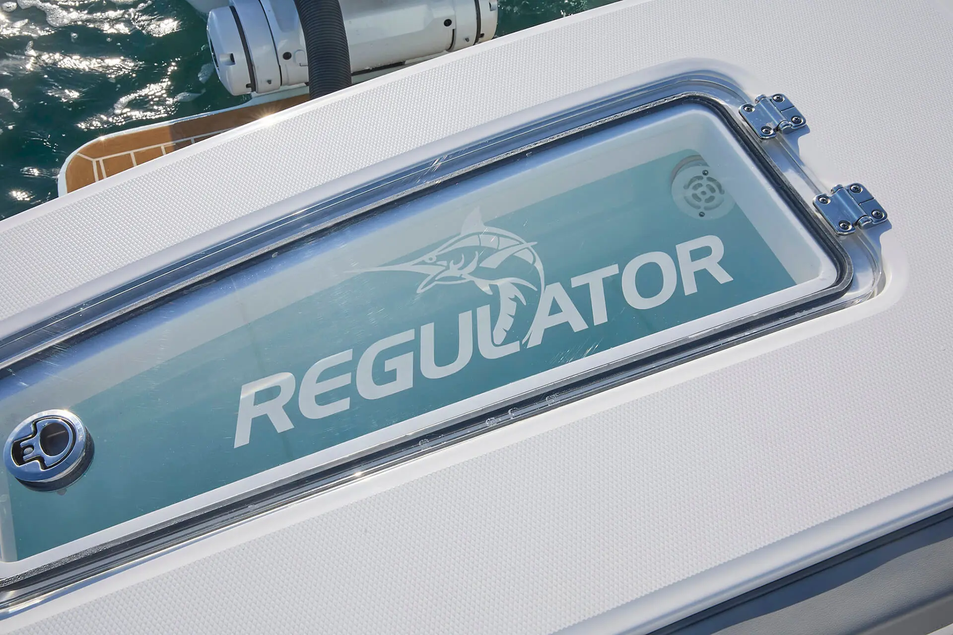 31 Ft Fishing Boat | Regulator Marine